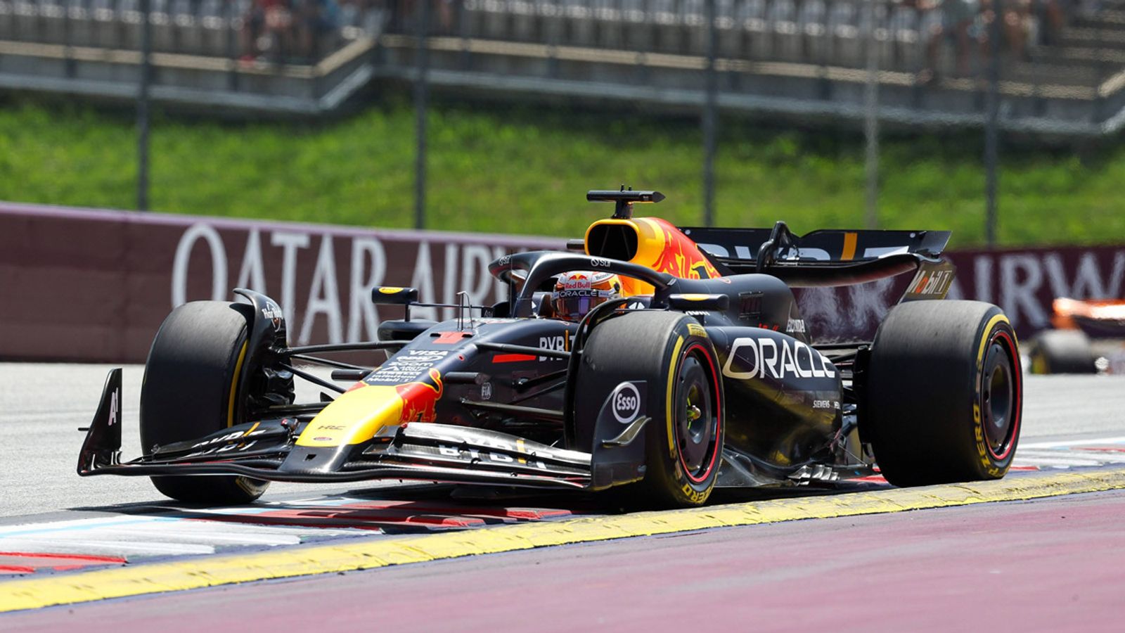 Max Verstappen sichert sich die Pole Position beim GP von Österreich ...