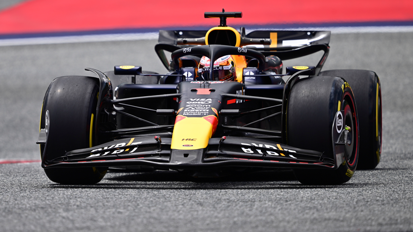 Max Verstappen gewinnt 1. Freies Training in Spielberg | Formel 1 News ...
