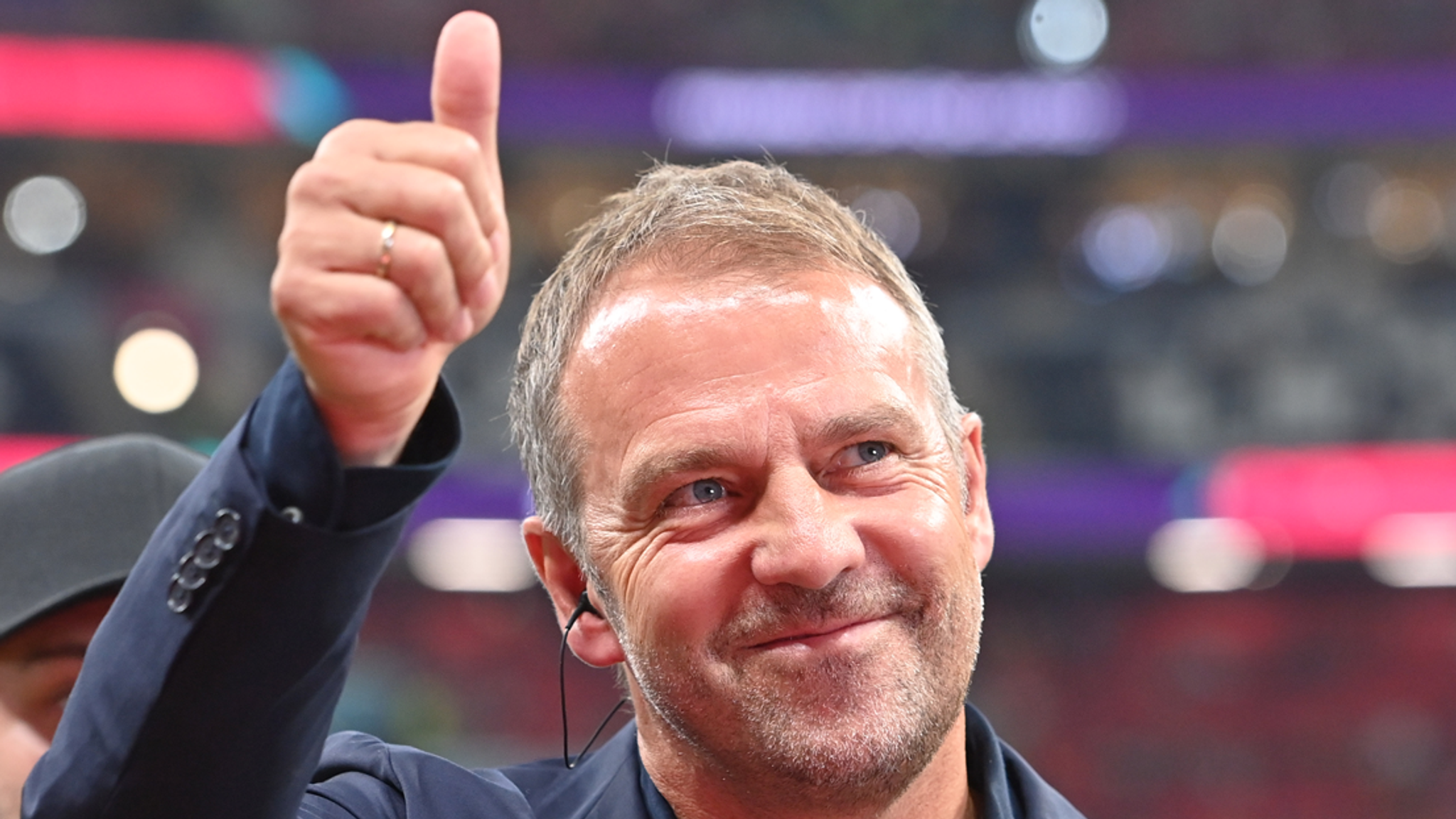 Hansi Flick verdient nach Sky Infos zwischen neun & elf Millionen beim ...