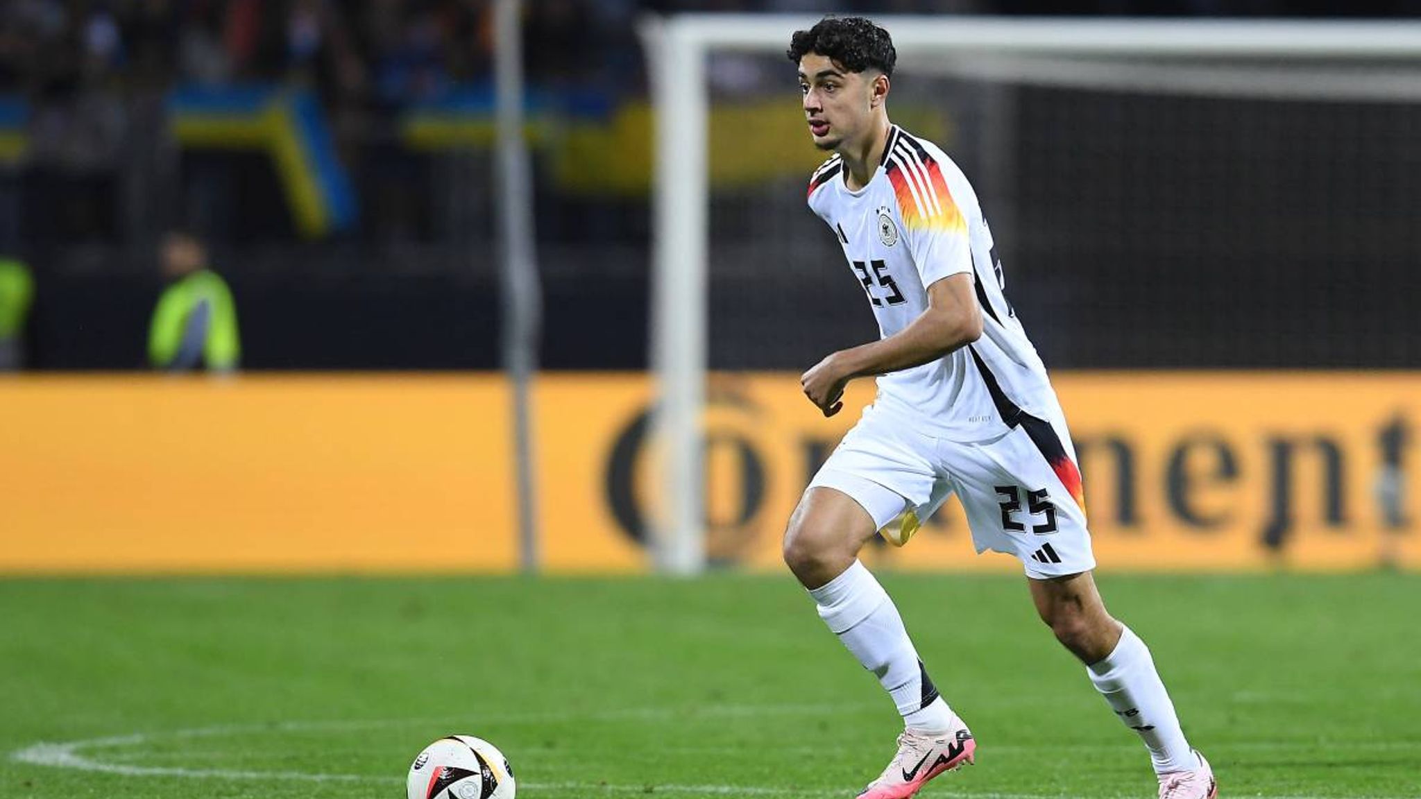 673 Mio. € - so sieht die wertvollste deutsche Elf aus | Fußball News ...