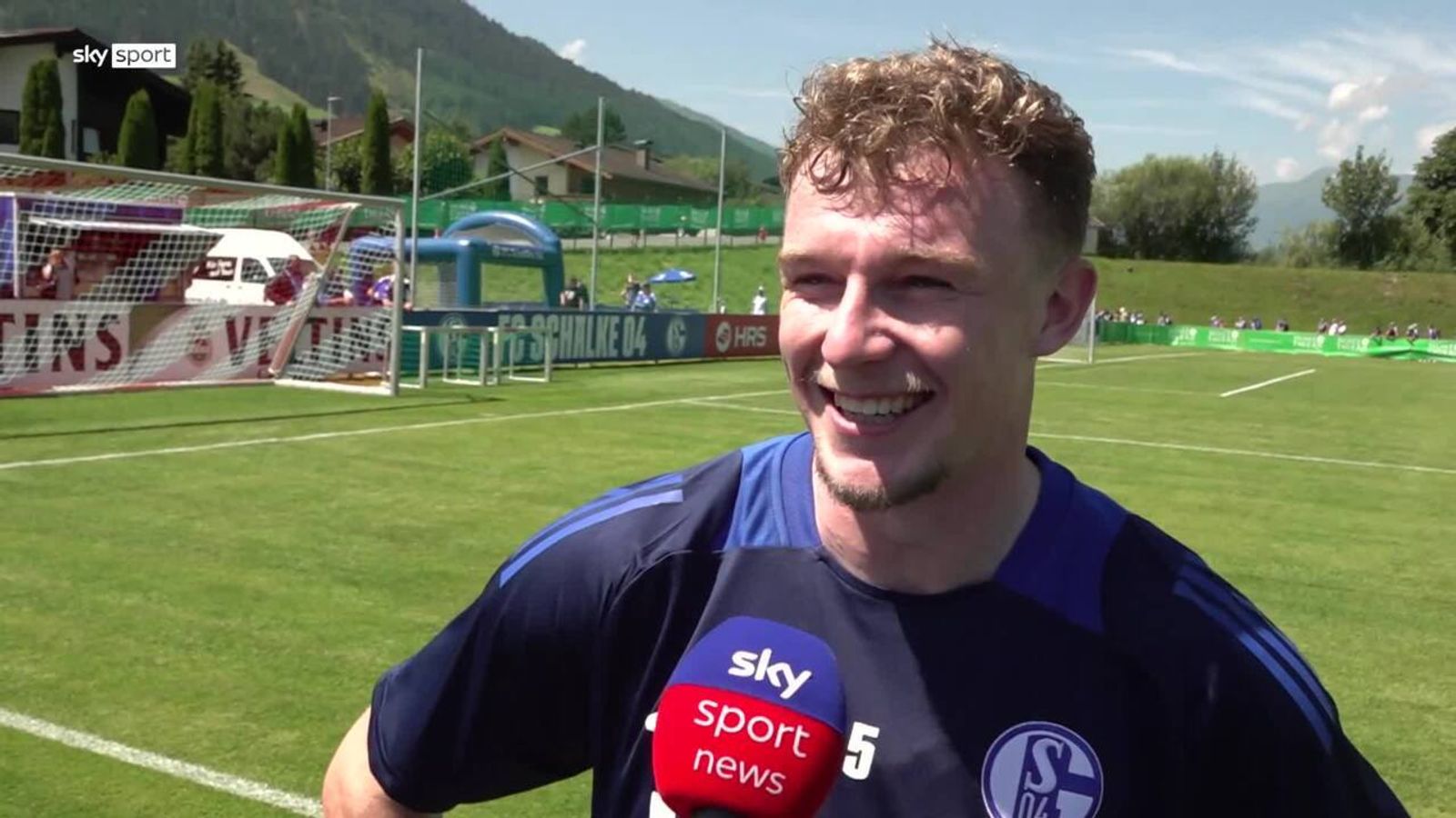 Schalker Derry-John Murkin hofft auf Ausscheiden der Niederlande im EM ...