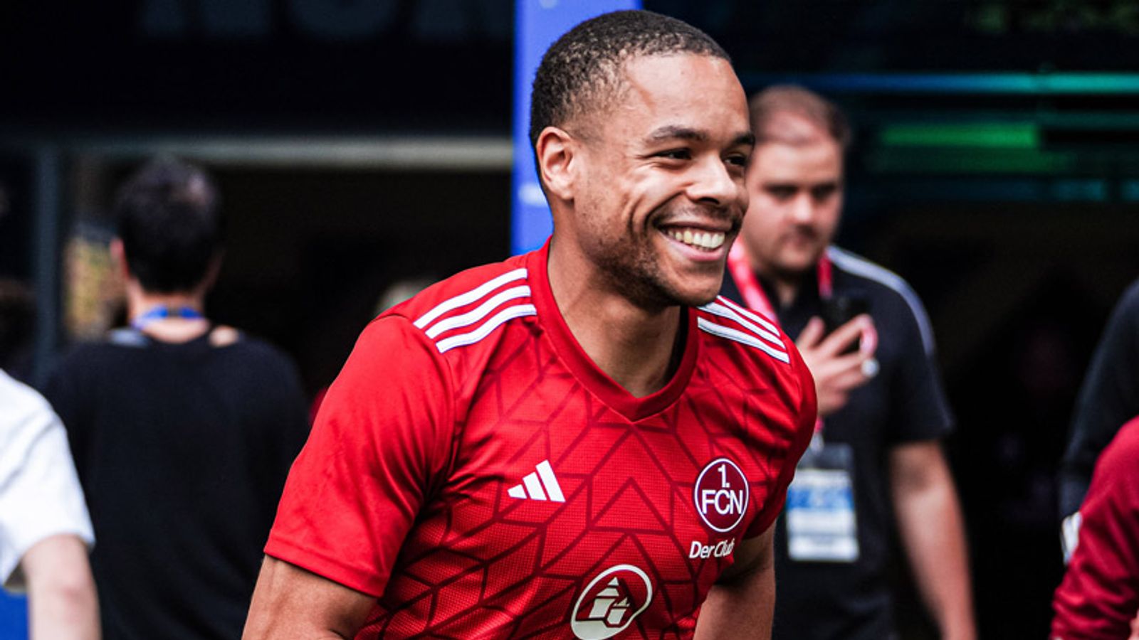 1. FC Kaiserslautern verpflichtet Jan Gyamerah vom 1. FC Nürnberg | Transfer Centre News | Sky Sport