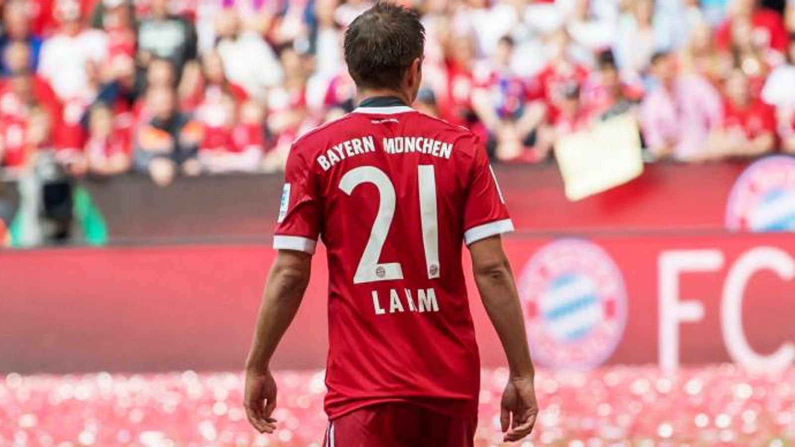 Hiroki Ito bekommt beim FC Bayern die einstige Rückennummer von Philipp ...