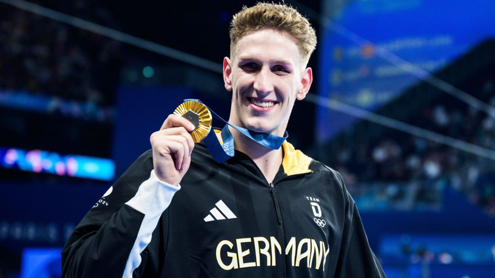 Erste Gold-Medaille für Deutschland bei Olympia dank Schwimmer Märtens | Olympia News | Sky Sport
