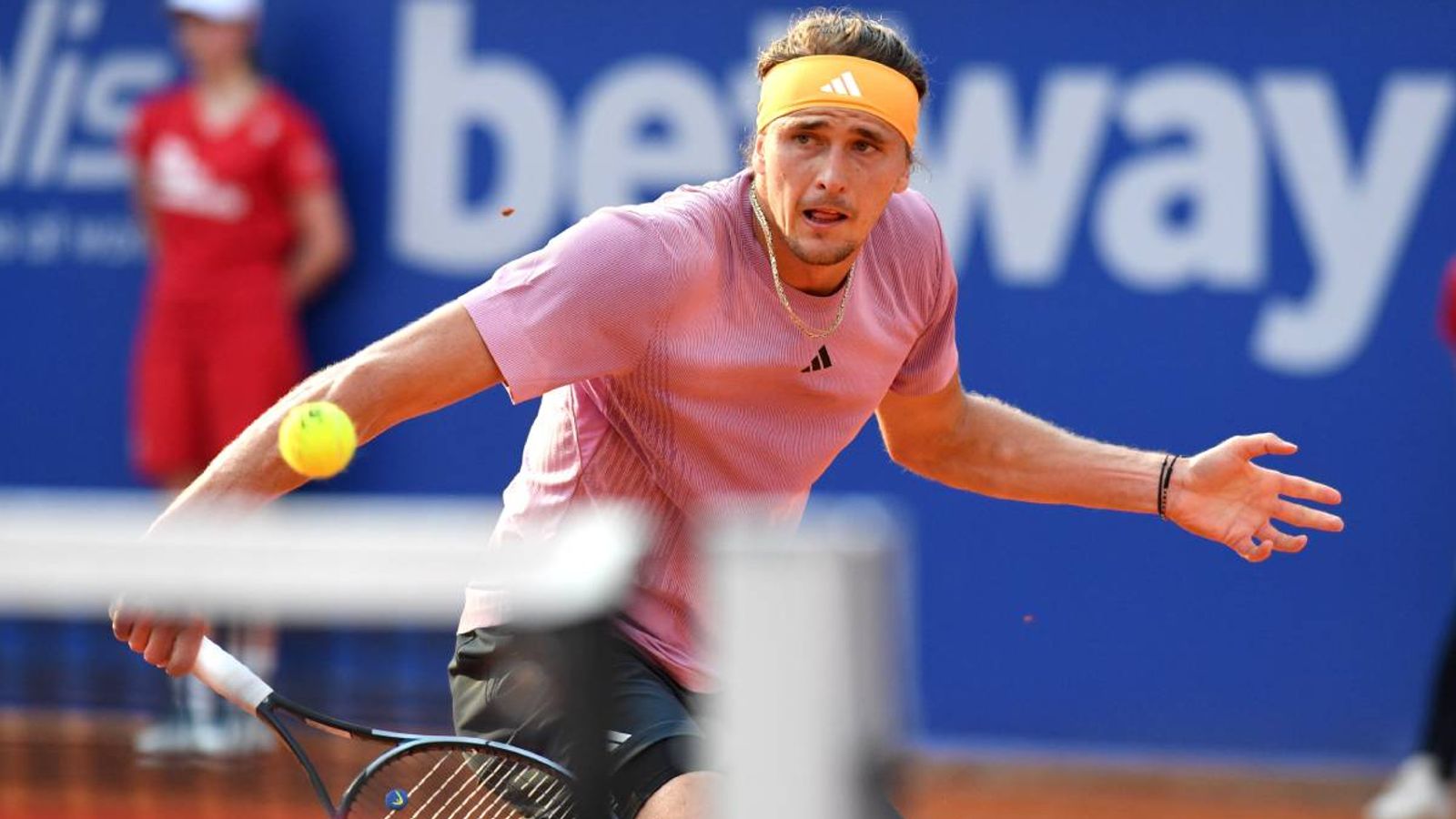 Zverev bezwingt Martinez im Habfinale von Hamburg | Tennis News | Sky Sport