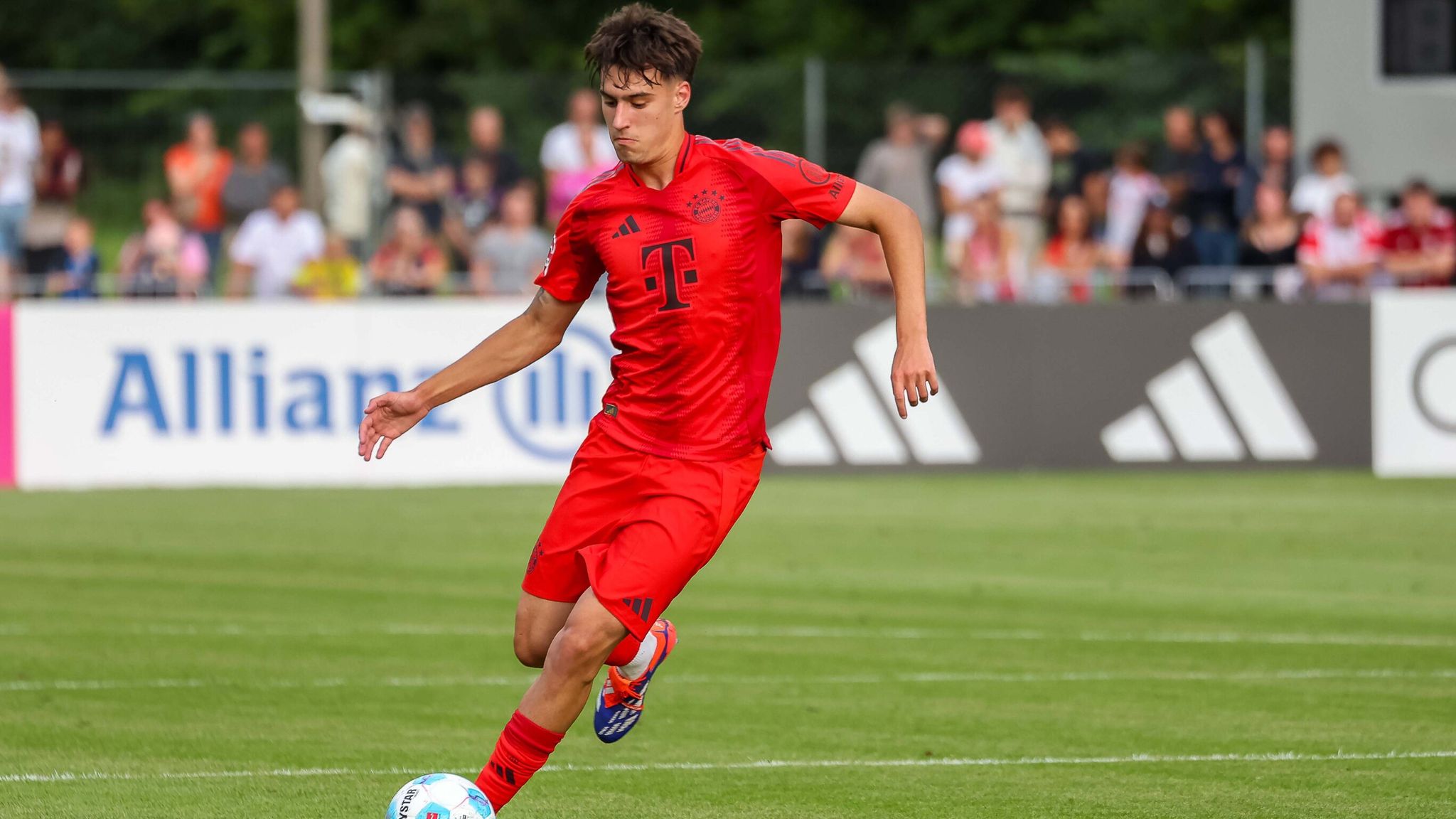 Javi Fernandez überzeugt im Training - Gelingt der Sprung zu den Profis ...