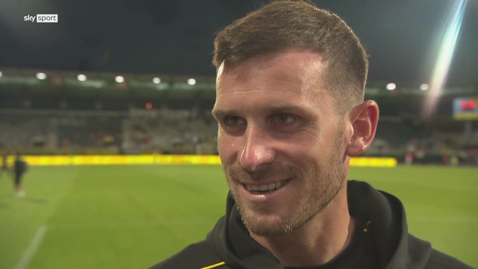 Pascal Groß über sein Debüt im BVB-Trikot und seine Aufnahme in der ...