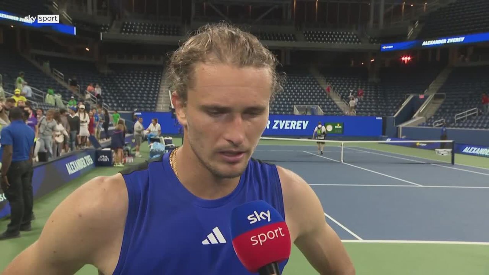 Alexander Zverev lobt Gegner Tomas Martin Etcheverry nach Spiel - Hamburger im Achtelfinale der ...