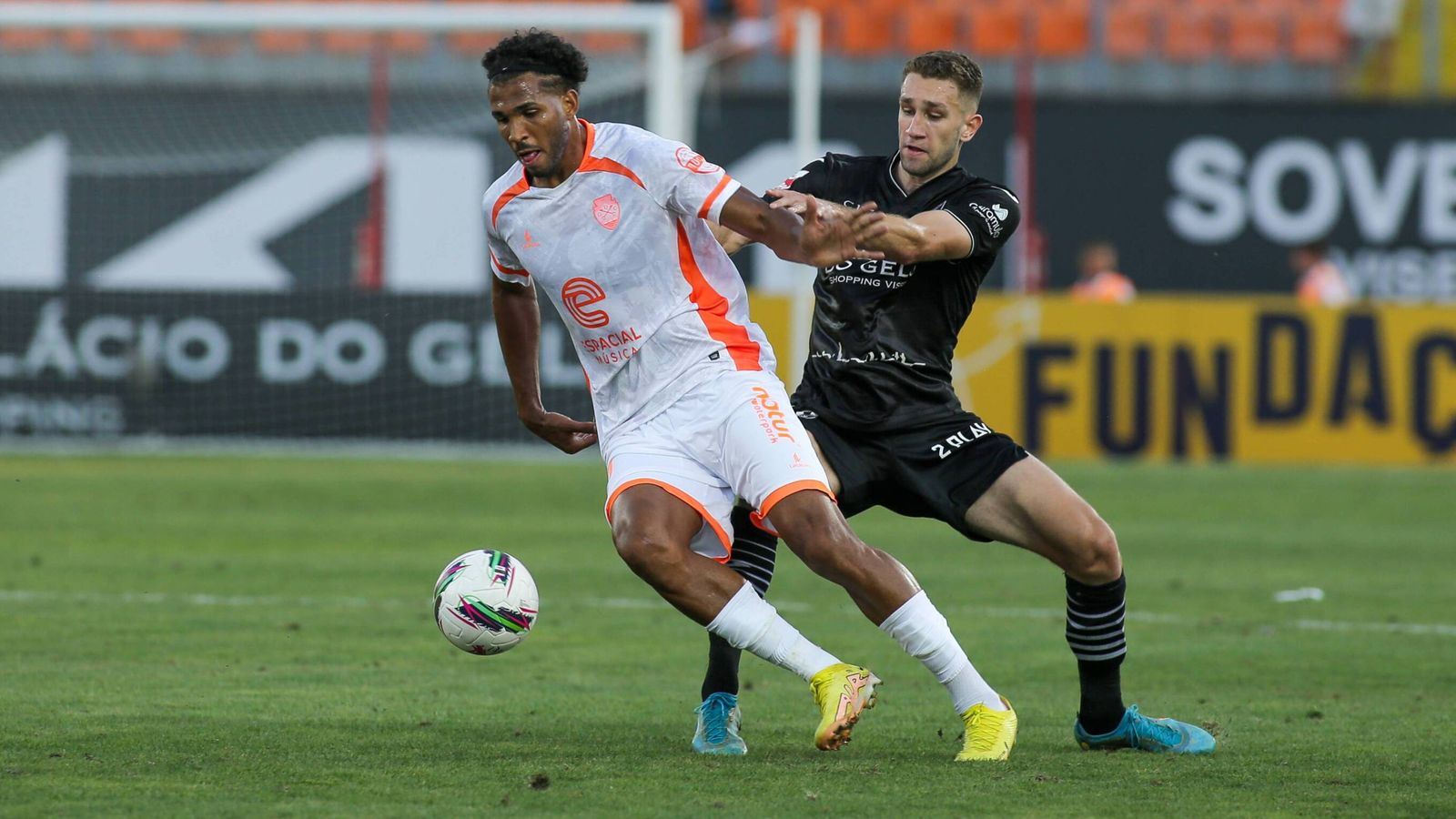 Die fixen Bundesliga-Transfers am Deadline Day im Überblick | Transfer ...