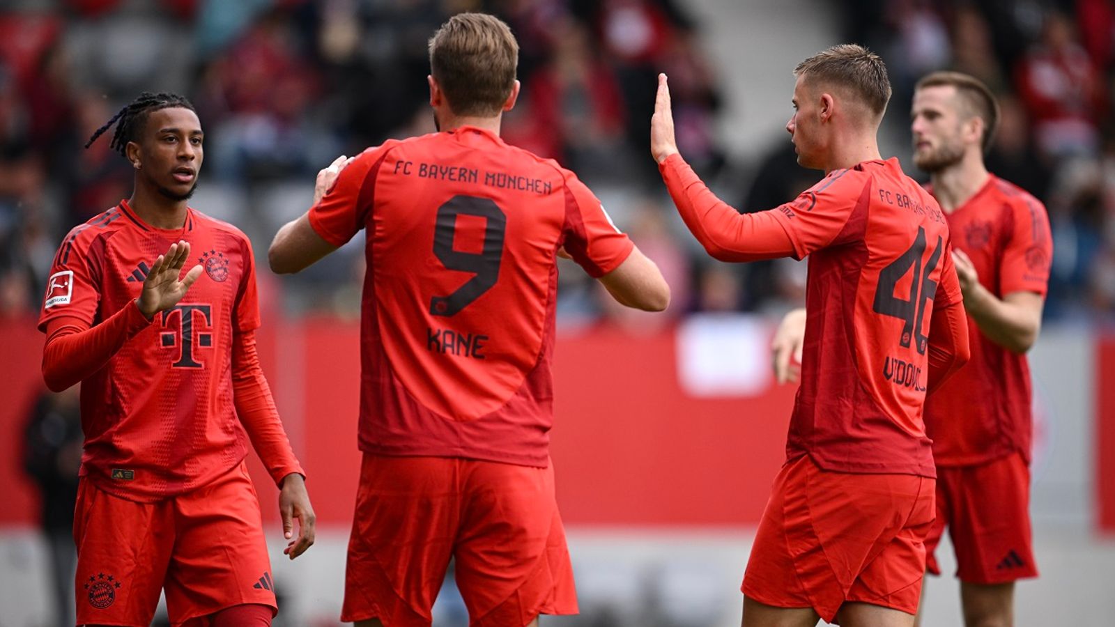 VfL Wolfsburg gegen FC Bayern HEUTE LIVE: Übertragung im TV & Stream ...