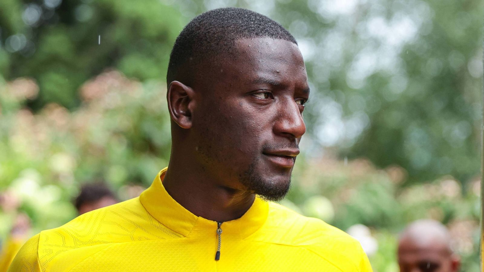 Diese Nummer bekommt Serhou Guirassy beim BVB | Fußball News | Sky Sport
