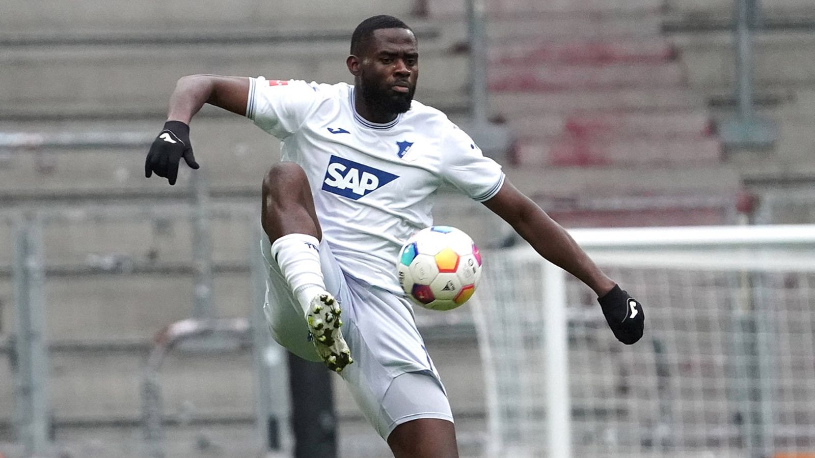 Die fixen Bundesliga-Transfers am Deadline Day im Überblick | Transfer ...