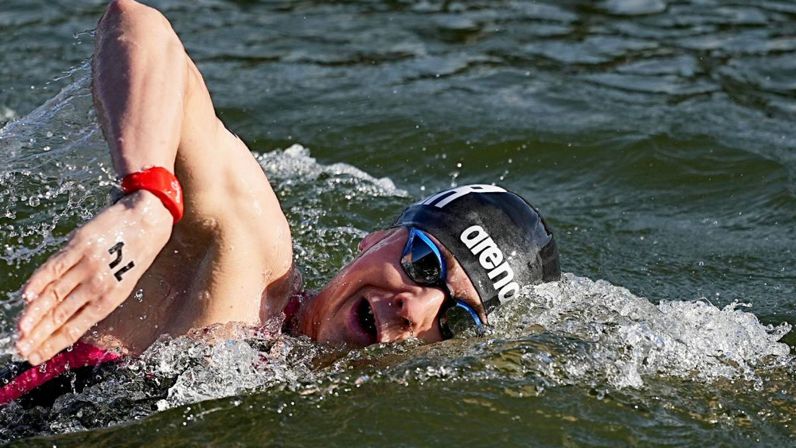 Oliver Klemet mit Silbermedaille über 10km Freischwimmen - Wellbrock ...
