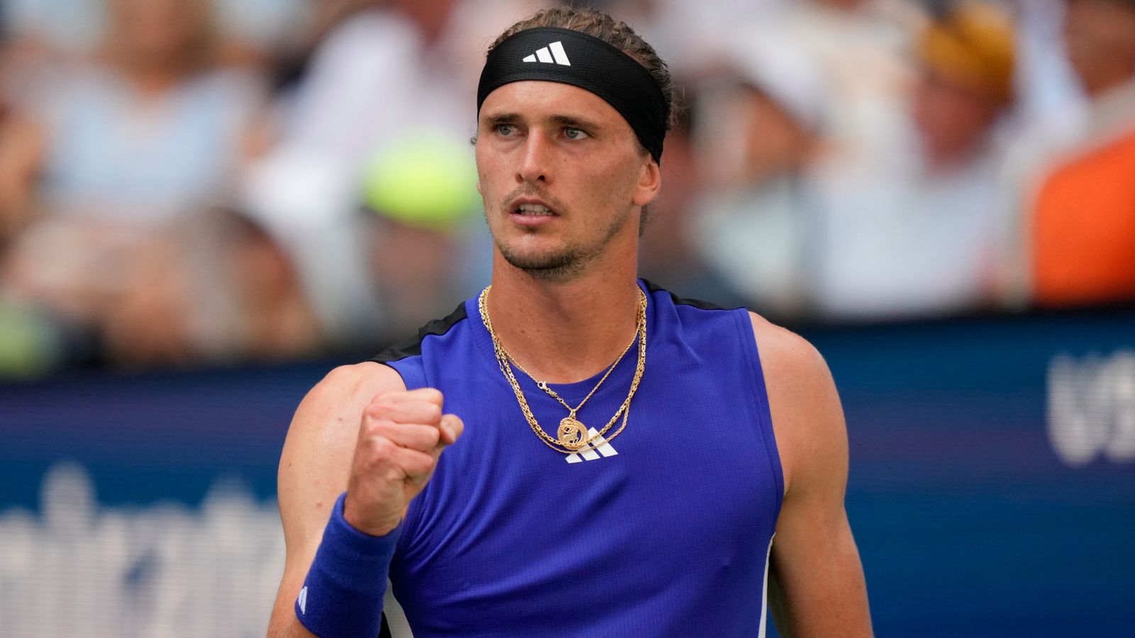 Alexander Zverev gewinnt zweite Runde bei US Open souverän | Tennis ... Alexander Zverev gewinnt zweite Runde bei US Open souverän | Tennis ...