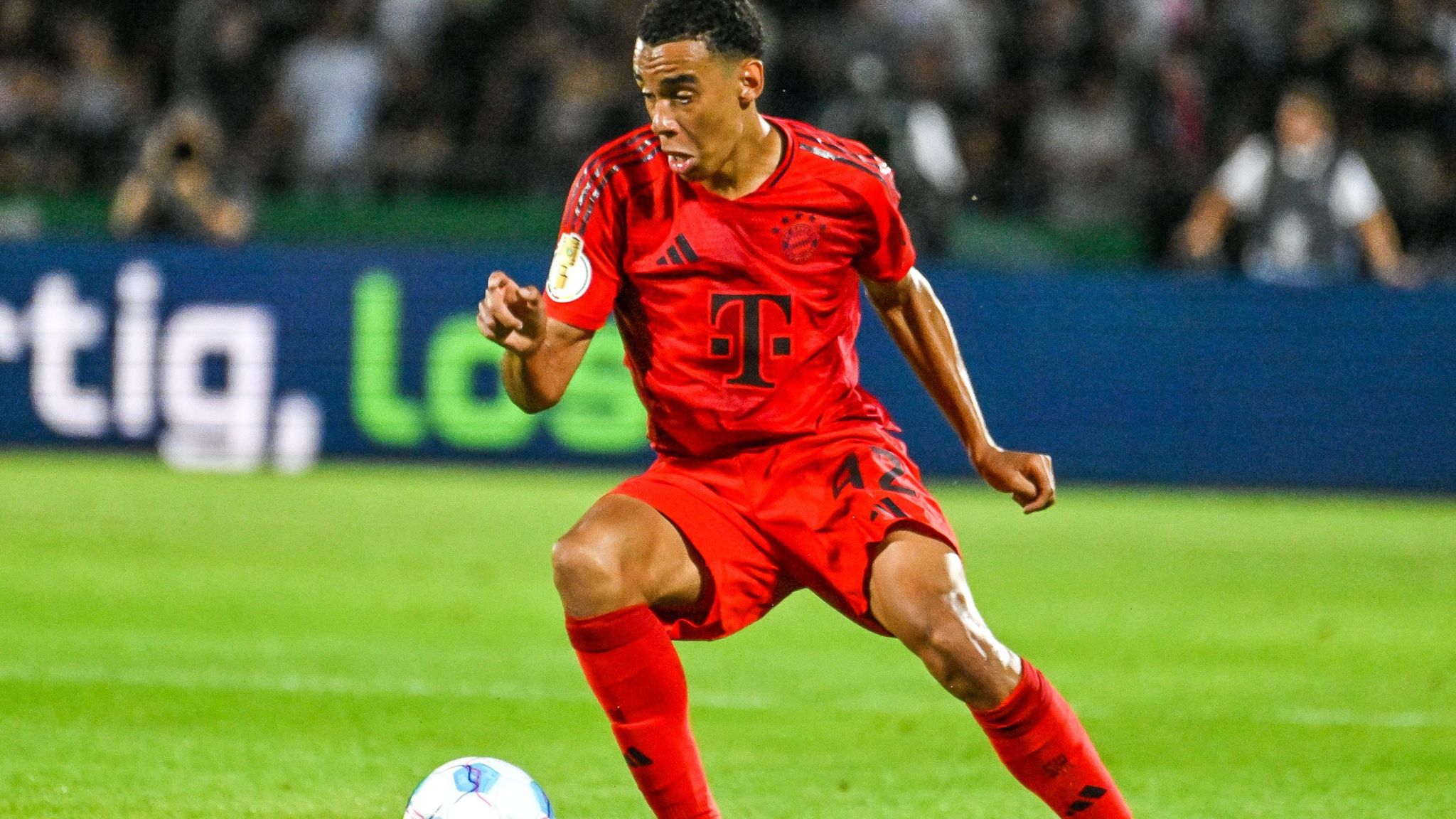 FC Bayern vor Bundesliga-Start gut gerüstet - Jamal Musiala ist fit ...