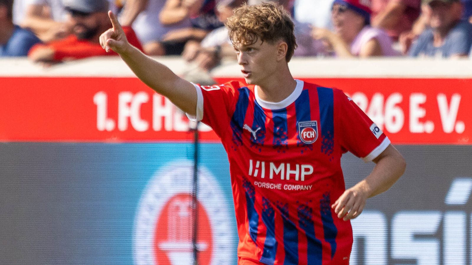 Paul Wanner jüngster Elfmeter-Torschütze in der Bundesliga | Fußball ...