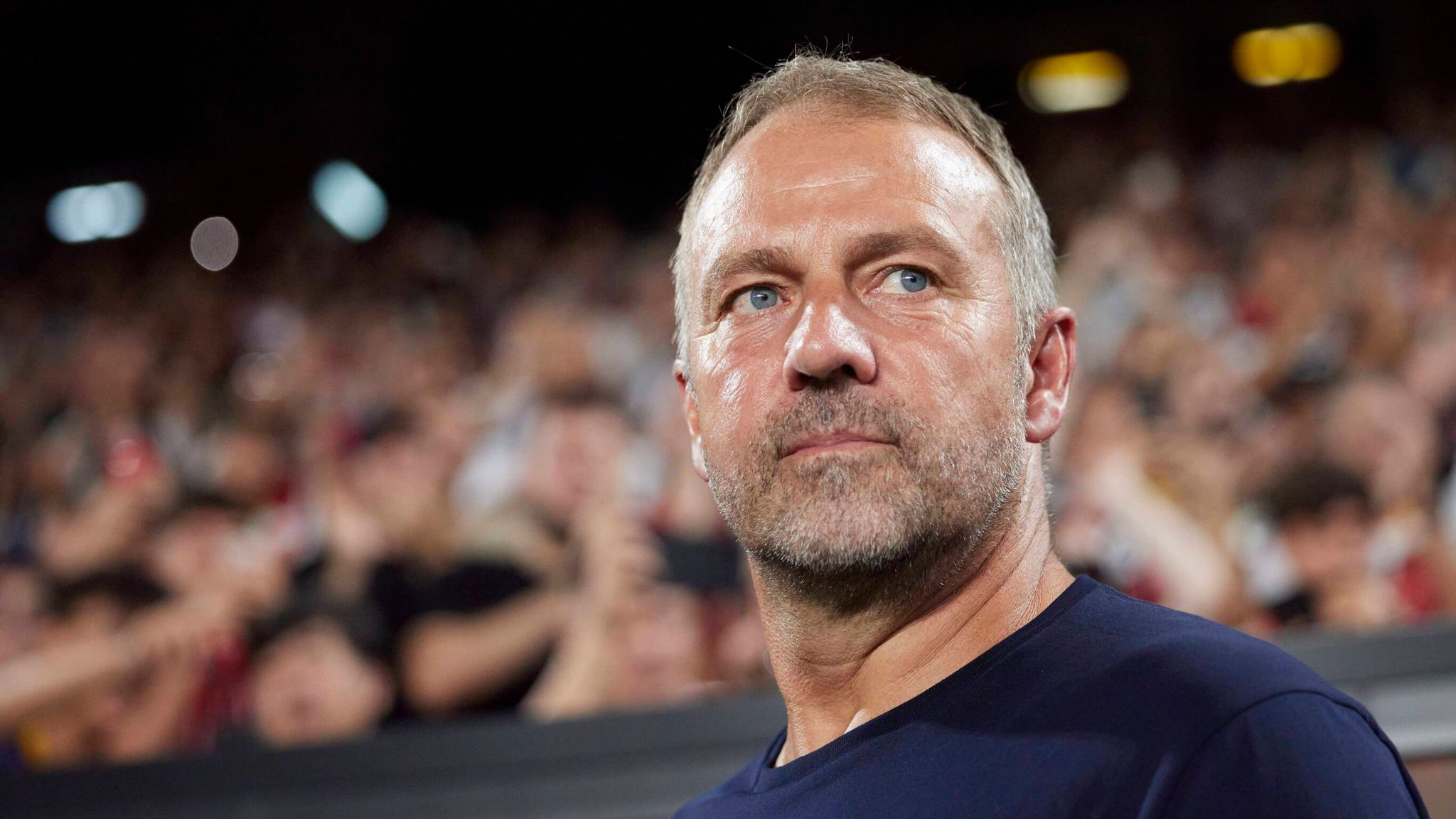 Hansi Flick zur Clasico-Premiere mit dem FC Barcelona bei Real Madrid ...