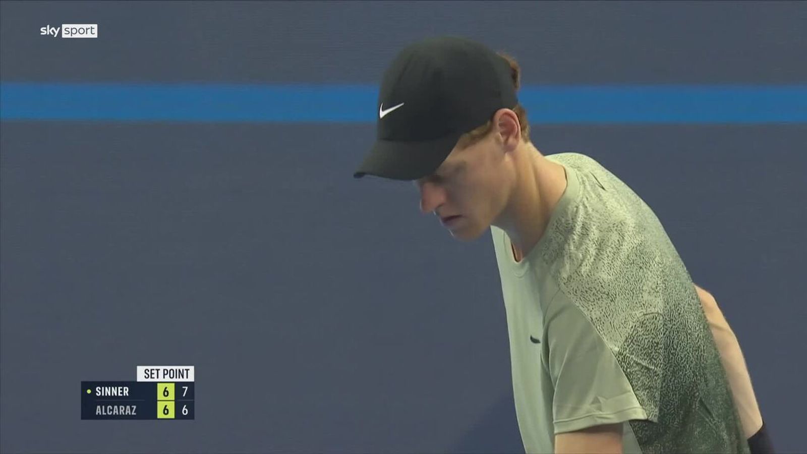 Jannik Sinner holt sich nach Comeback den ersten Satz des Finals in Peking | Tennis News | Sky Sport