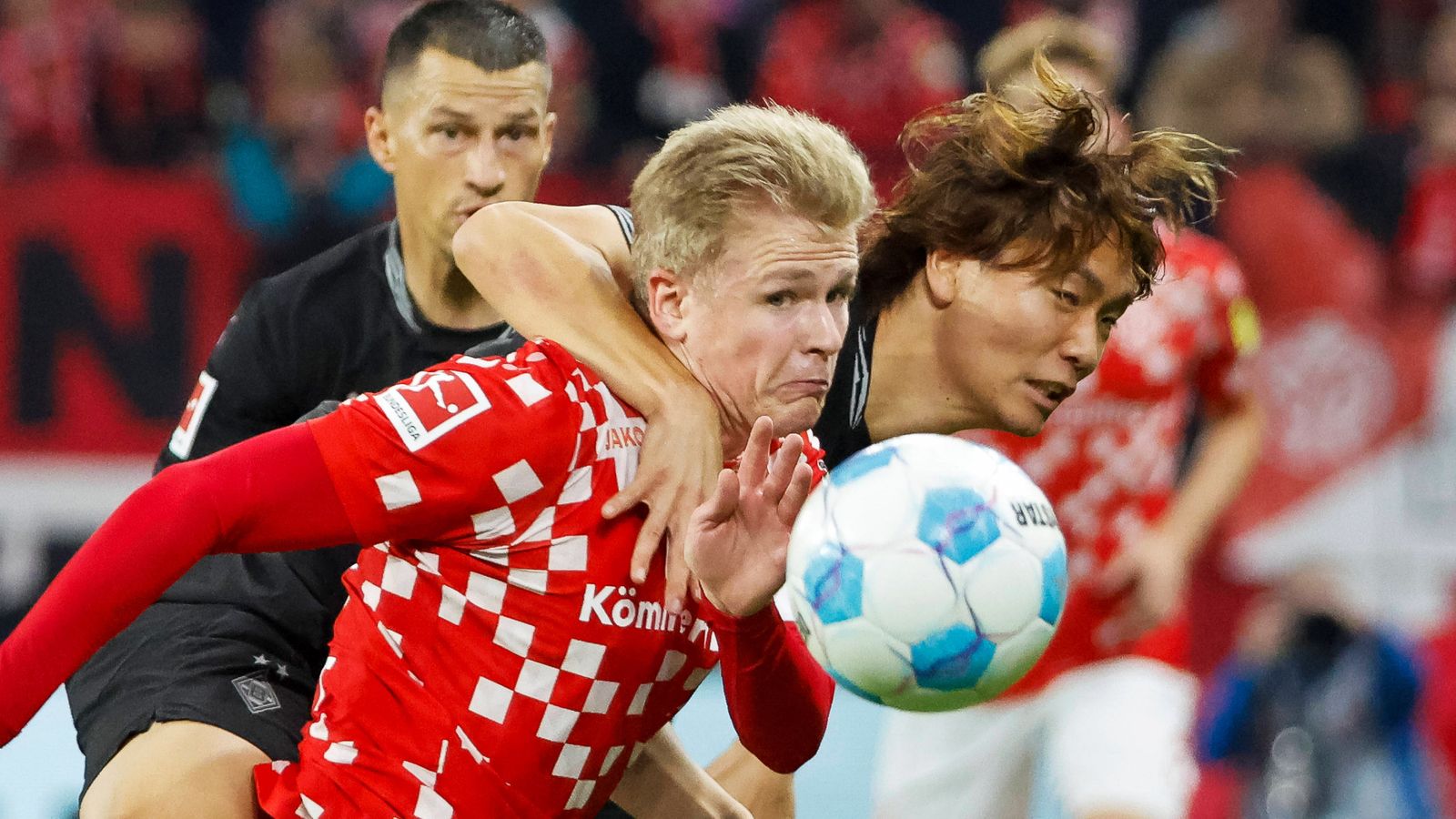 Jonathan Burkardt verletzt ausgewechselt - Ausfall gegen Bayern ...