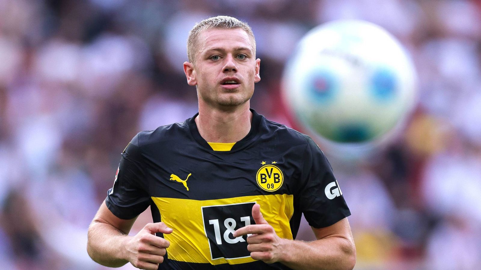 Julian Ryerson etabliert sich als Leistungsträger bei Borussia Dortmund ...