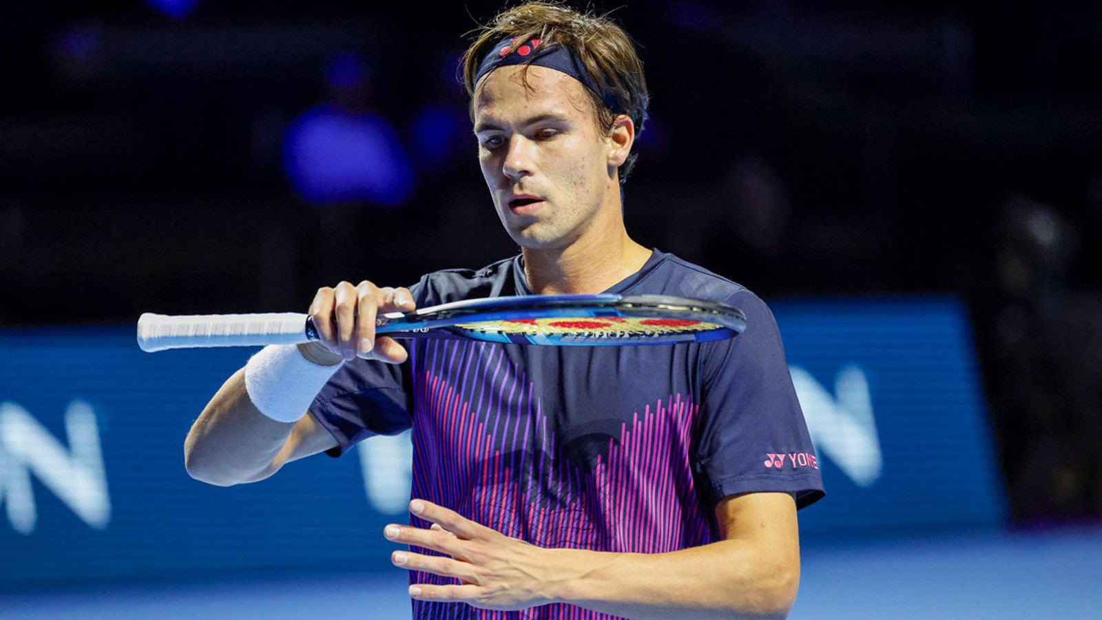Daniel Altmaier scheidet in Basel in Runde eins aus | Tennis News | Sky ...