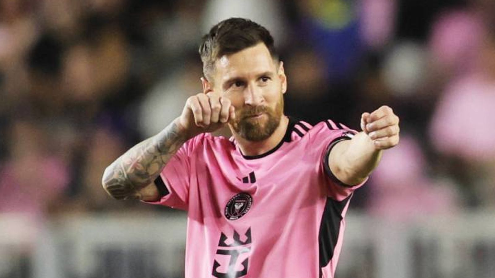 Messi schießt drei-Tore bei Rekord-Sieg von Inter Miami | Fußball News ...