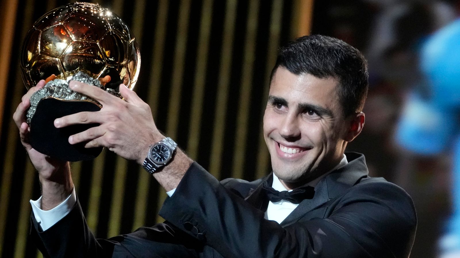 Rodri gewinnt vor Vini Jr., Bellingham & Cavarjal den Ballon d'Or ...