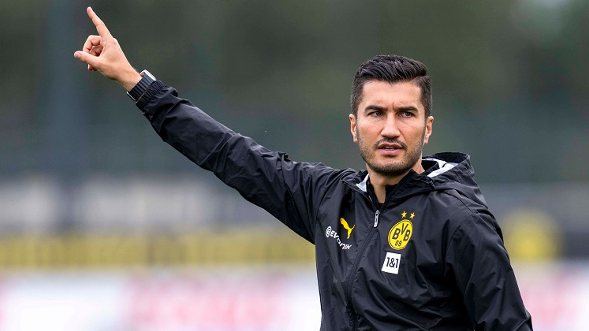 BVB-Strafenkatalog von 2023/24 geht auf Social Media viral - Sahin mit ...