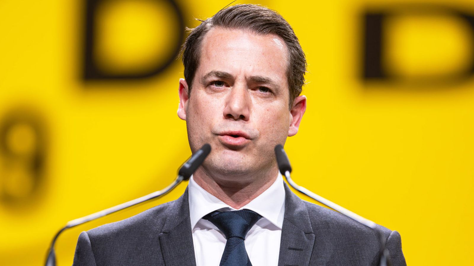 Lars Ricken und der BVB mit Kampfansage an den FC Bayern | Fußball News ...