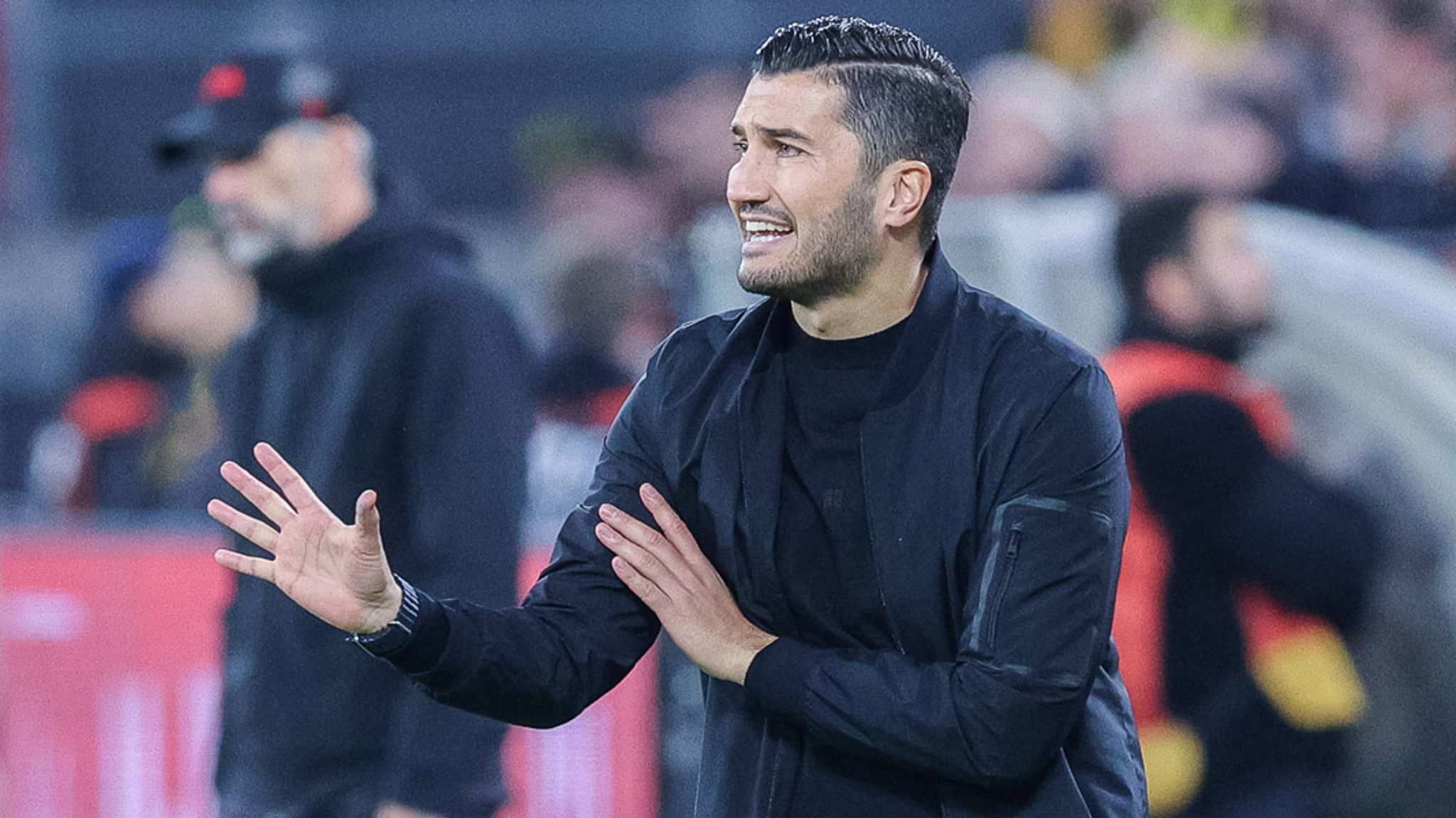 Nuri Sahin spricht über die Entwicklung von BVB-Profi Felix Nmecha ...