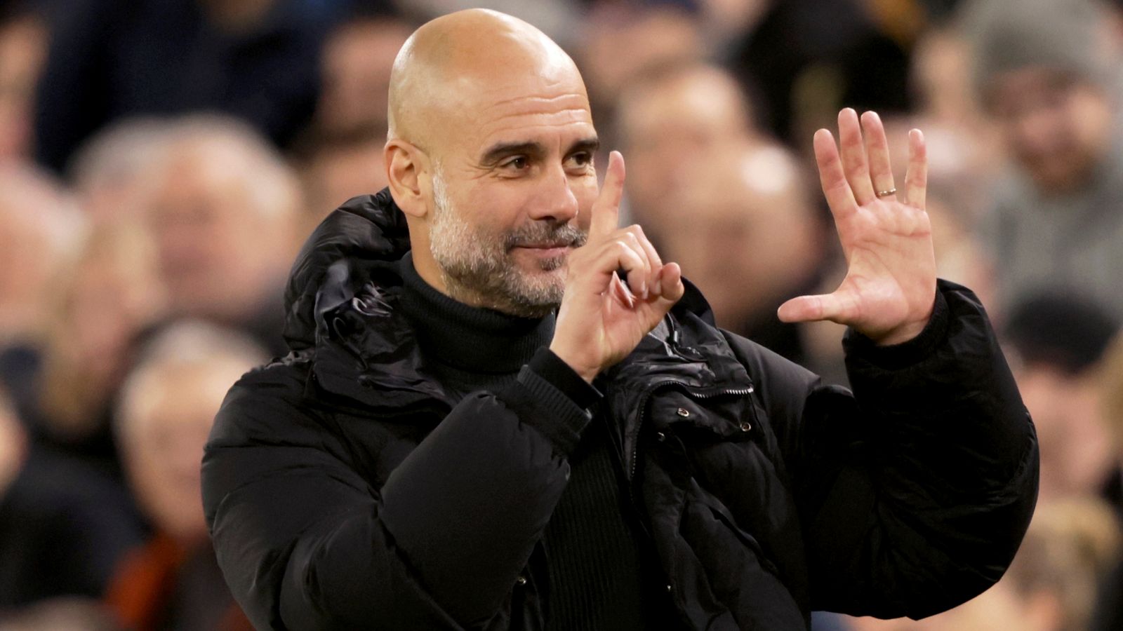 Pep Guardiola erklärt Finger-Geste im Spiel zwischen FC Liverpool und ...