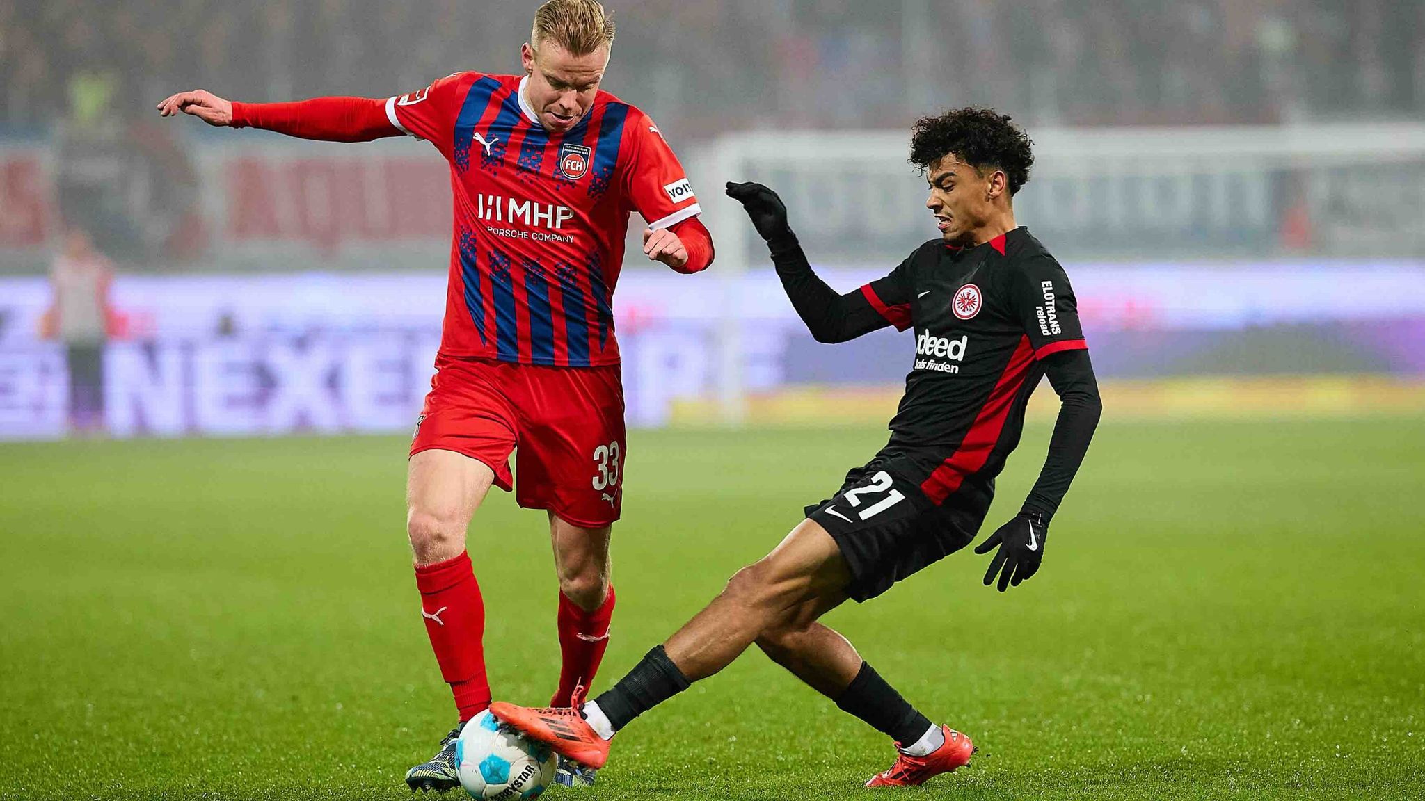 Nathaniel Brown sorgt bei Eintracht Frankfurt ordentlich für Furore ...