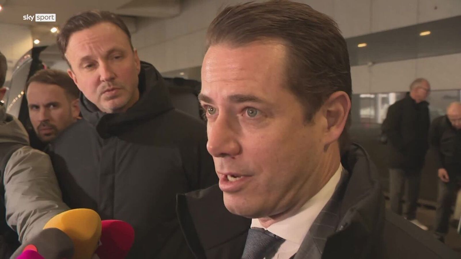 Lars Ricken traut Interimstrainer Mike Tullberg beim BVB Erfolg zu ...