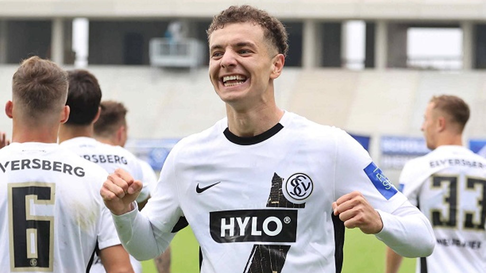 Fisnik Asllani bleibt bei der SV Elversberg - trotz Interesse aus der ...