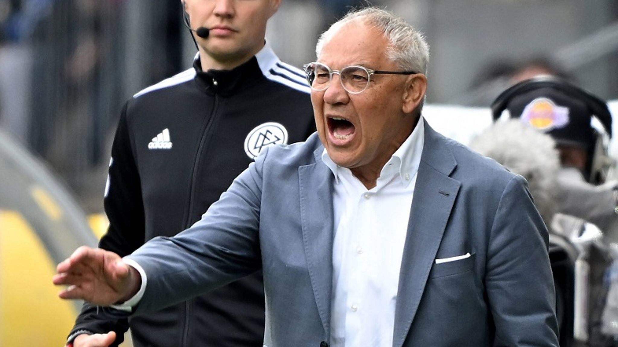 HSV-Mitglieder wehren sich - Streit um Magath-Ablehnung | Fußball News ...