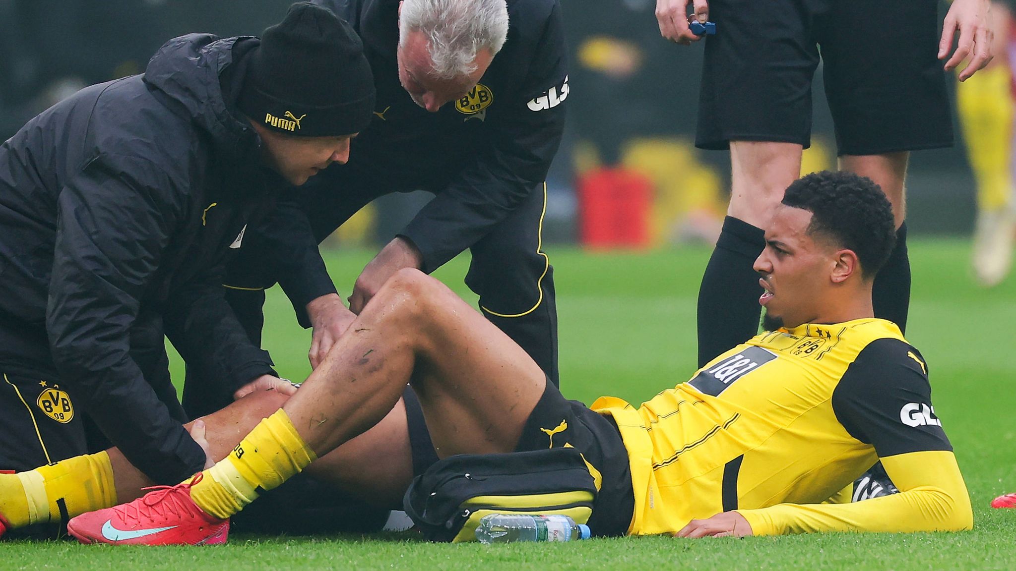 Felix Nmecha fehlt Borussia Dortmund wochenlang | Fußball News | Sky Sport