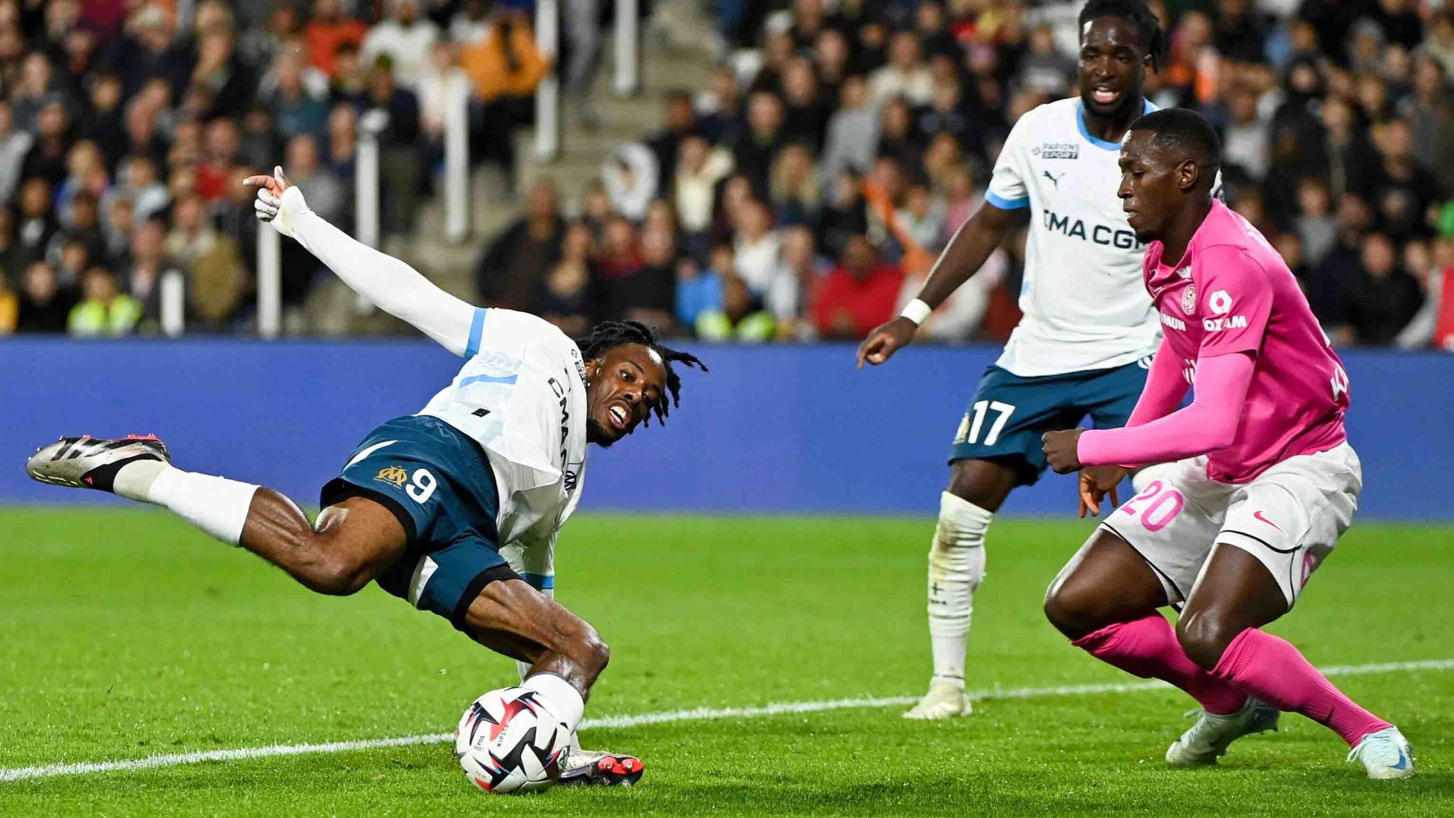 Elye Wahi wechselt von Olympique Marseille zu Eintracht Frankfurt ...