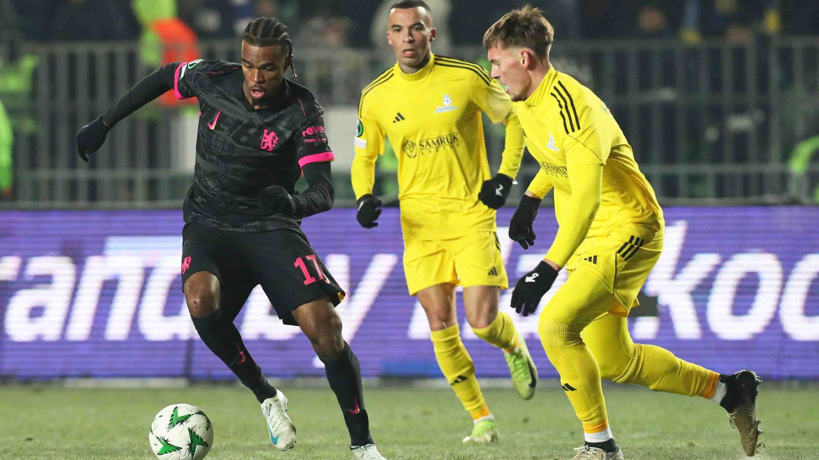 Chelseas Carney Chukwuemeka wird bei Borussia Dortmund erwartet | Transfer Centre News | Sky Sport