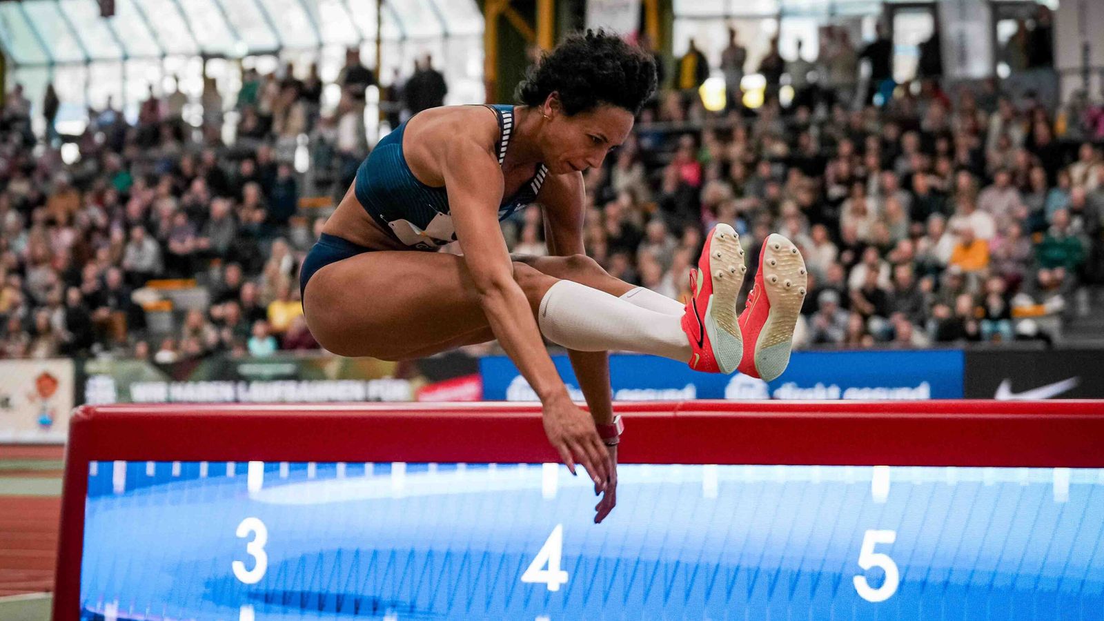 Malaika Mihambo ist erneut deutsche Hallenmeisterin im Weitsprung ...