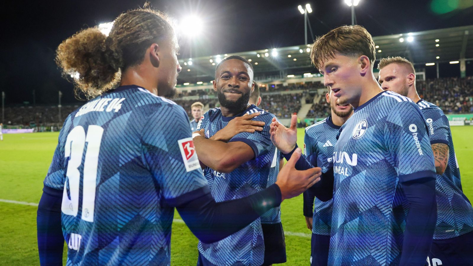 Die Talentschmiede des FC Schalke 04 läuft auf Hochtouren | Fußball ...