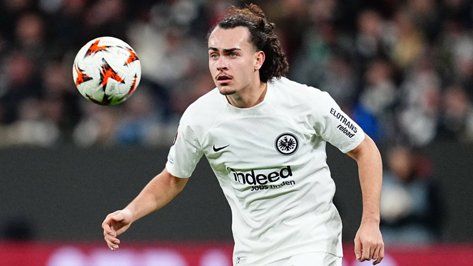 Eintracht Frankfurt verpflichtet Arthur Theate fest | Transfer Centre ...