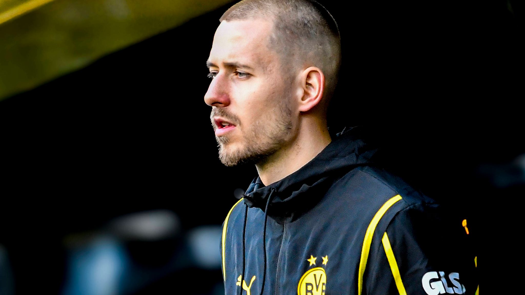 Wieso BVB-Star Waldemar Anton trotz der Krise ein Leader werden kann ...