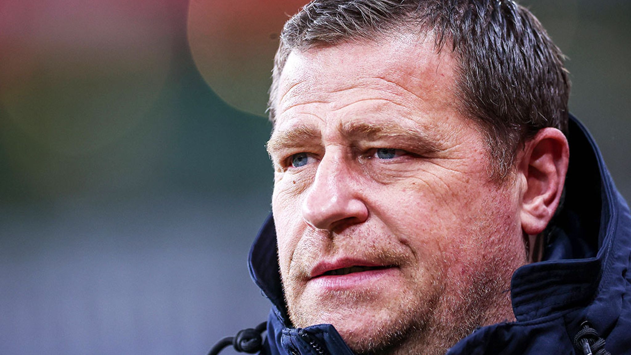 Eberl spricht nach den Verletzungen von Davies und Upamecano | Fußball ...