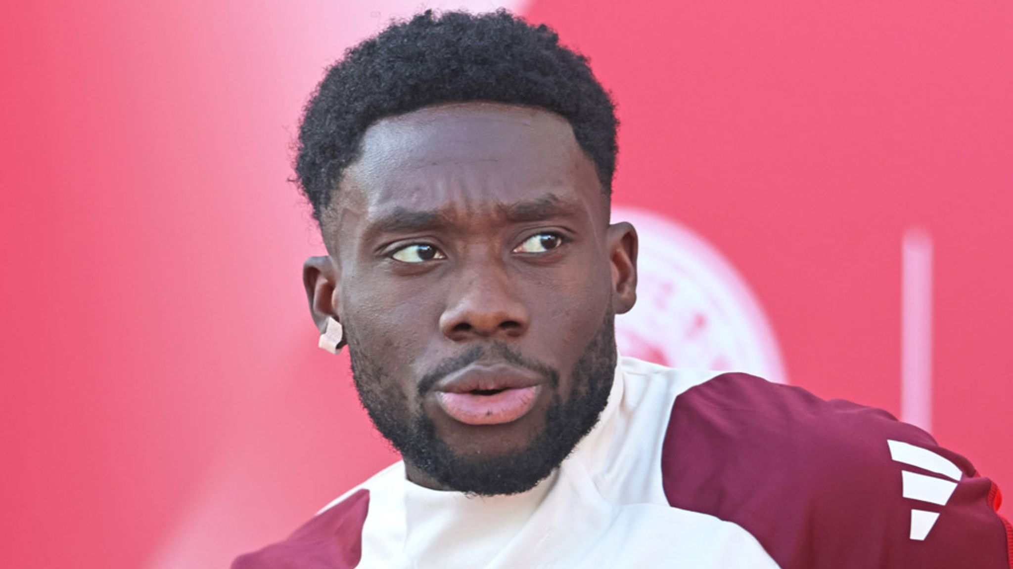 Alphonso Davies und Joao Palhinha nehmen wieder am Mannschaftstraining ...