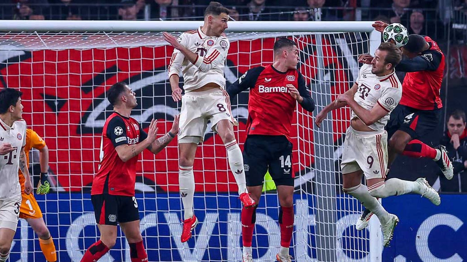 Didi Hamann tippt die letzten acht Spiele von Bayern und Leverkusen | Fußball News | Sky Sport