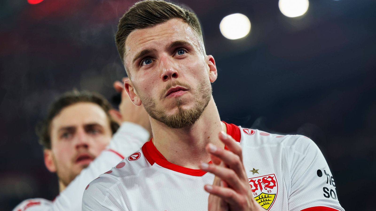 Das Demirovic-Rätsel: Was ist los mit Stuttgarts Topstürmer? | Transfer ...