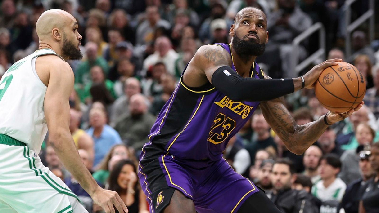 NBA-Superstar LeBron James fällt laut Medien bei den Los Angeles Lakers ...