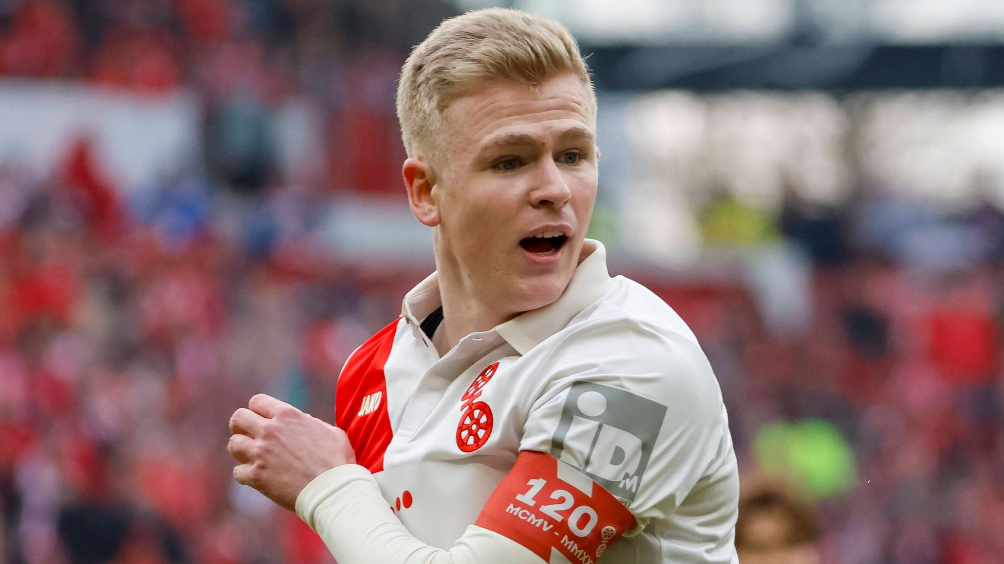 Mainz 05 sorgt sich um Stürmer Jonathan Burkardt | Transfer Centre News ...