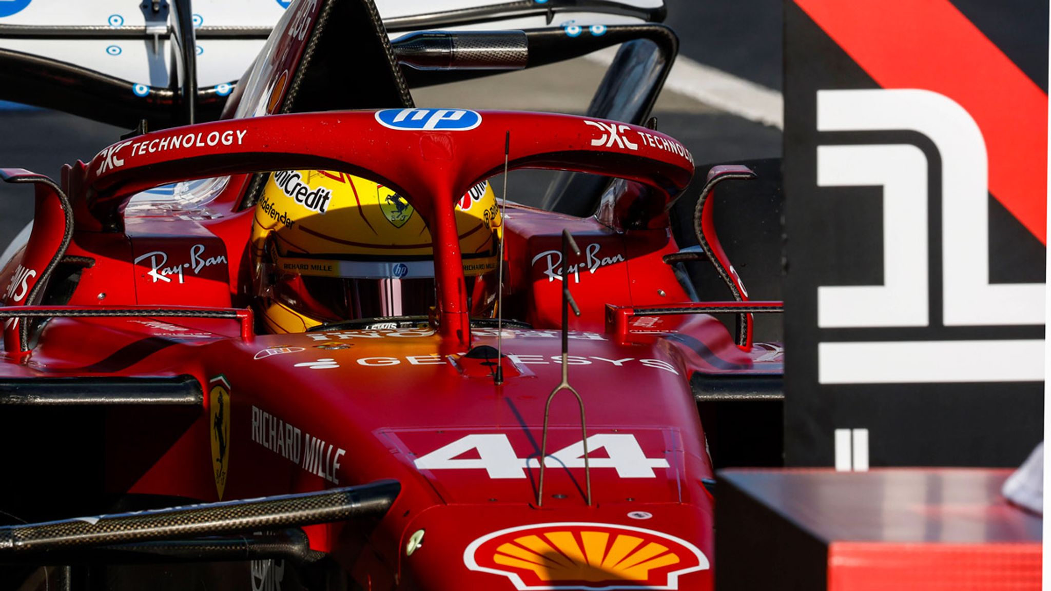 Start-Ziel-Sieg! Hamilton gewinnt den Sprint in China | Formel 1 News ...