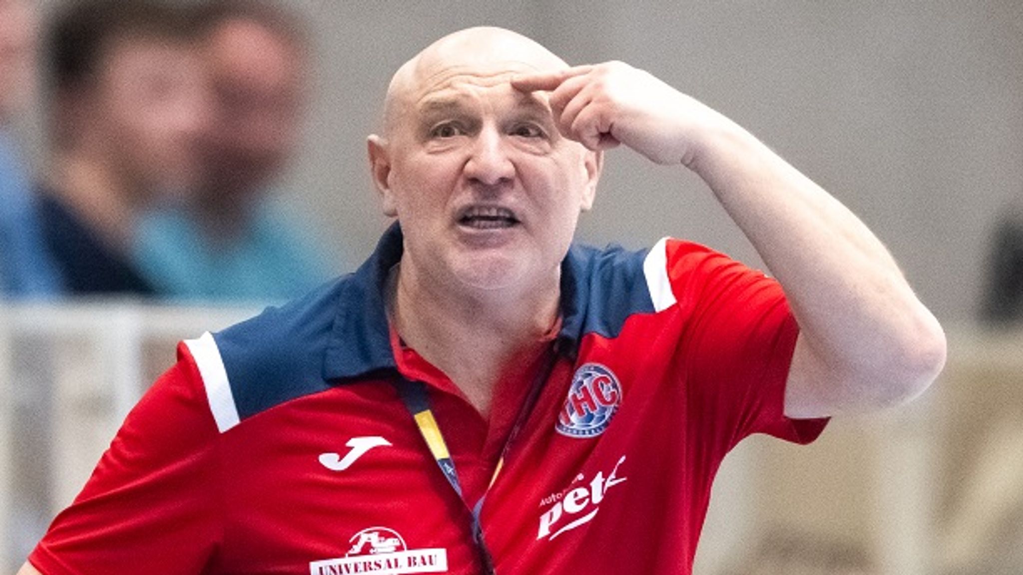 Strafe für Bundesliga-Trainer nach scharfer Schiedsrichter-Kritik fix ...